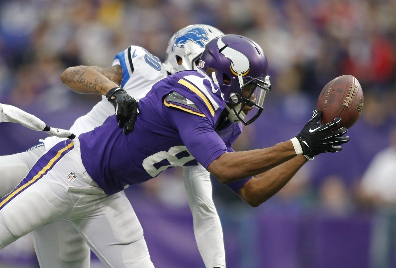 Jerome Simpson Re-Signs With Vikings, But His Best Move Was When He Was ...