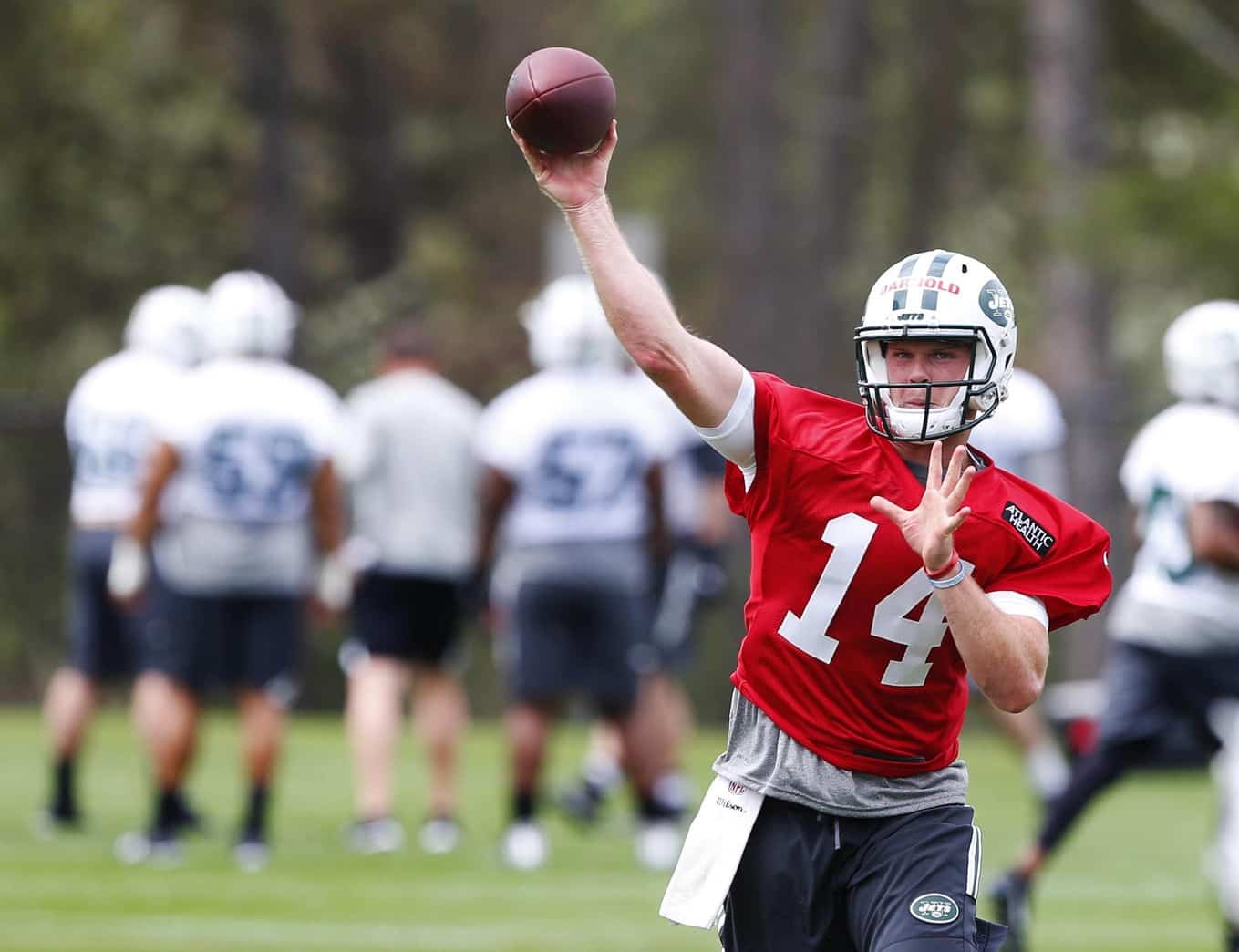 Jets OC praises Sam Darnold, says QB could start as a rookie