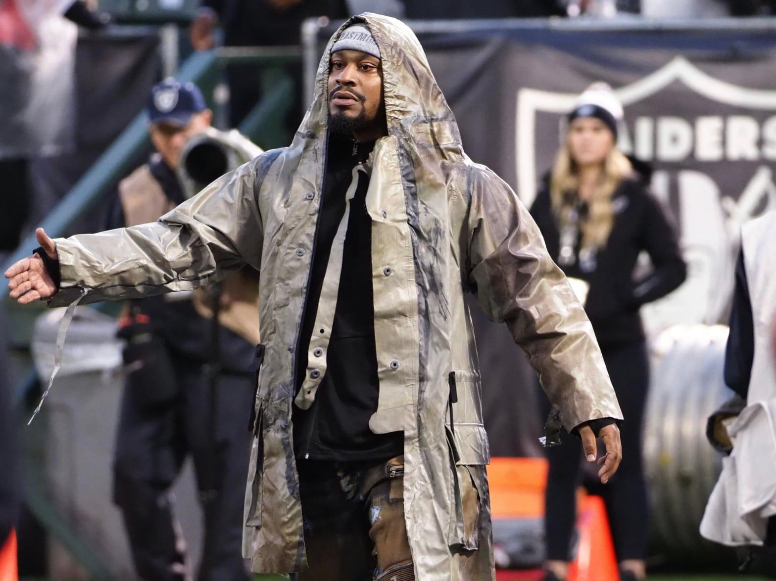 Russell Wilson on Marshawn Lynch: ‘He looks great, he looks explosive’