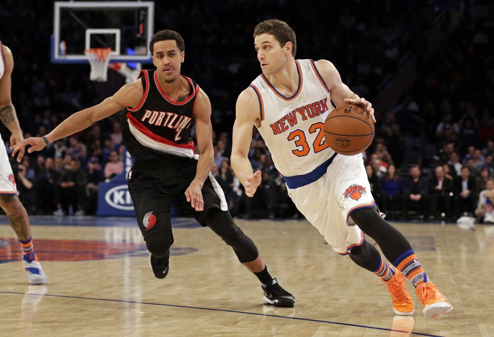 WATCH: Stephon Marbury, Jimmer Fredette get heated in China