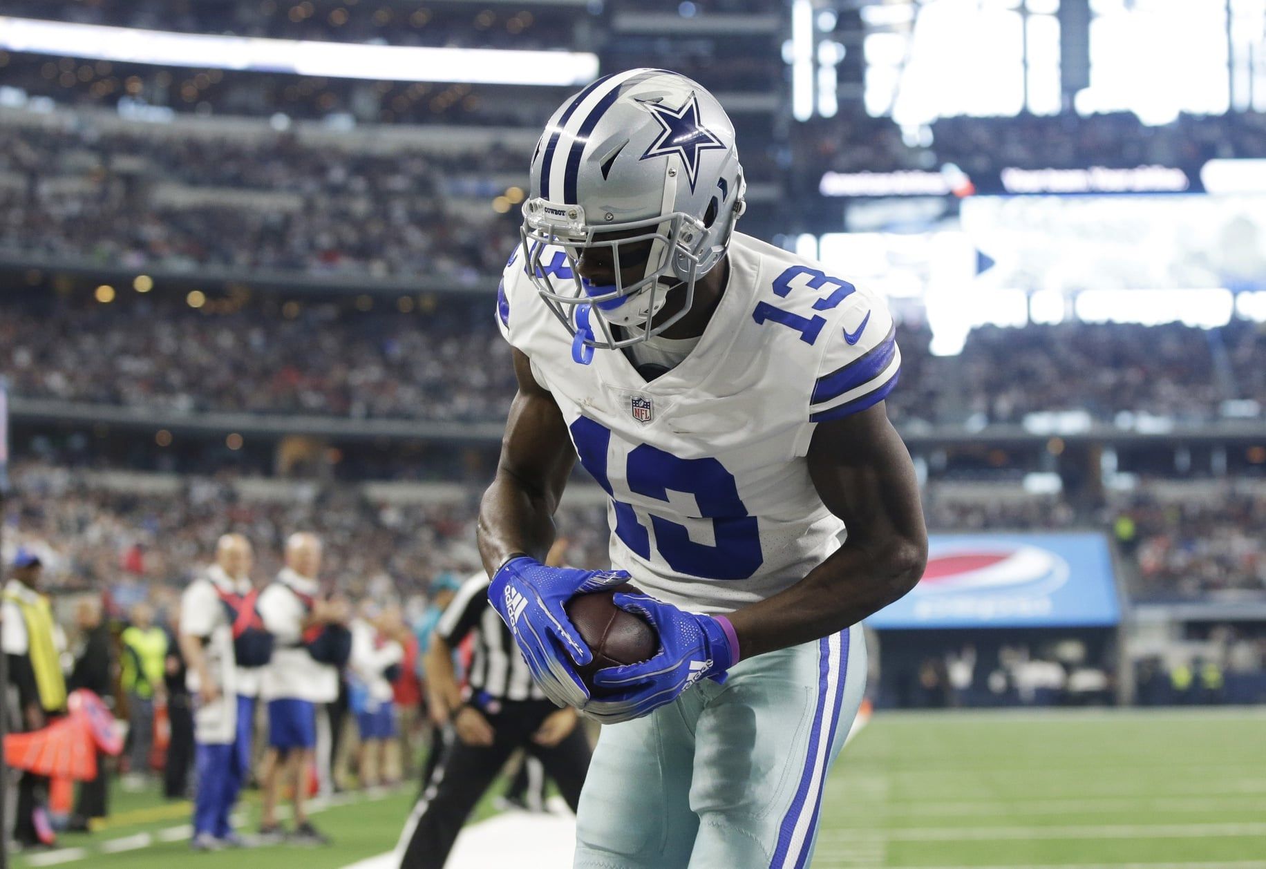 10 NFL players poised to take big leap in 2019