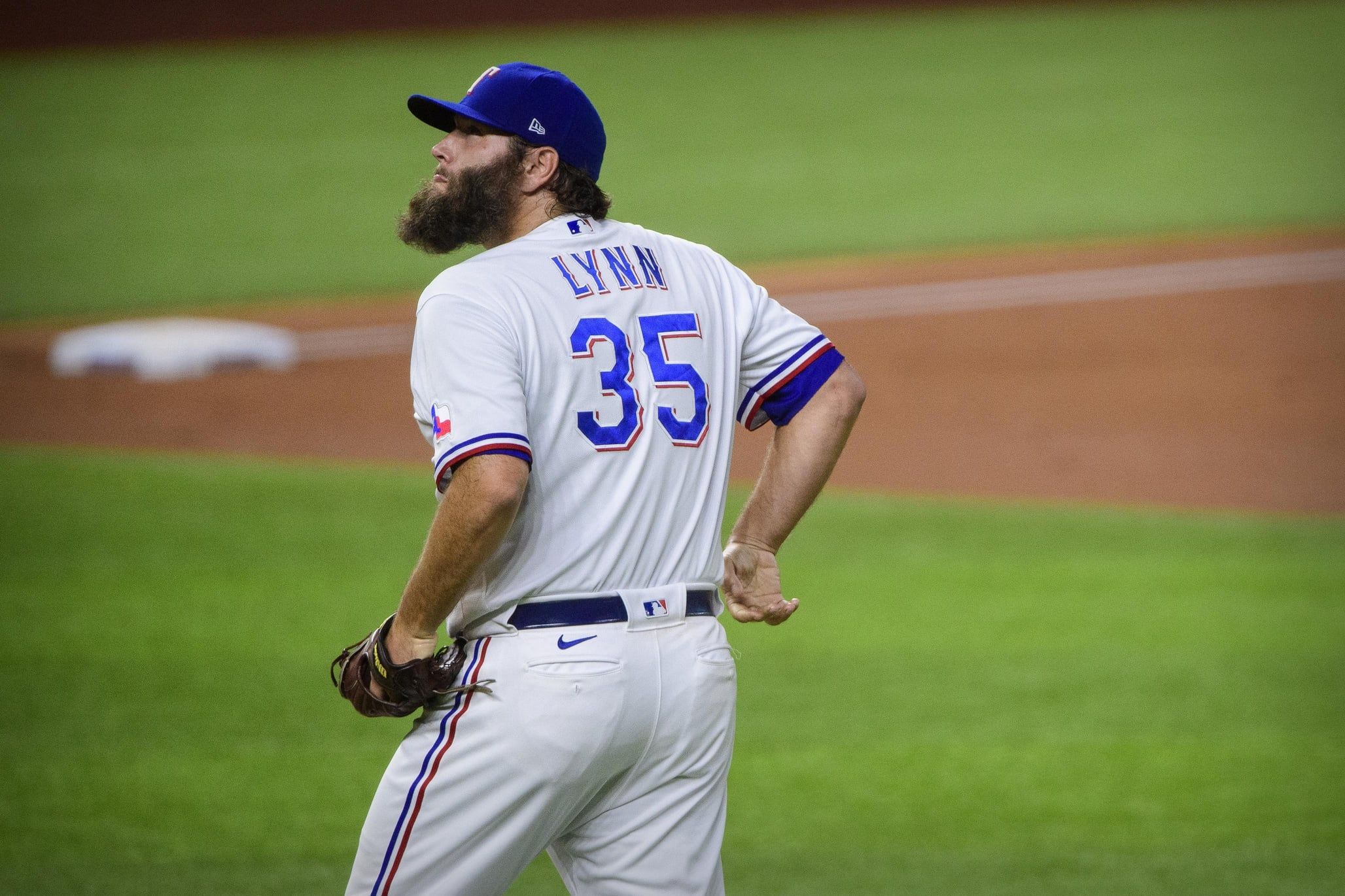 Texas Rangers open to moving SP Lance Lynn before MLB trade deadline?