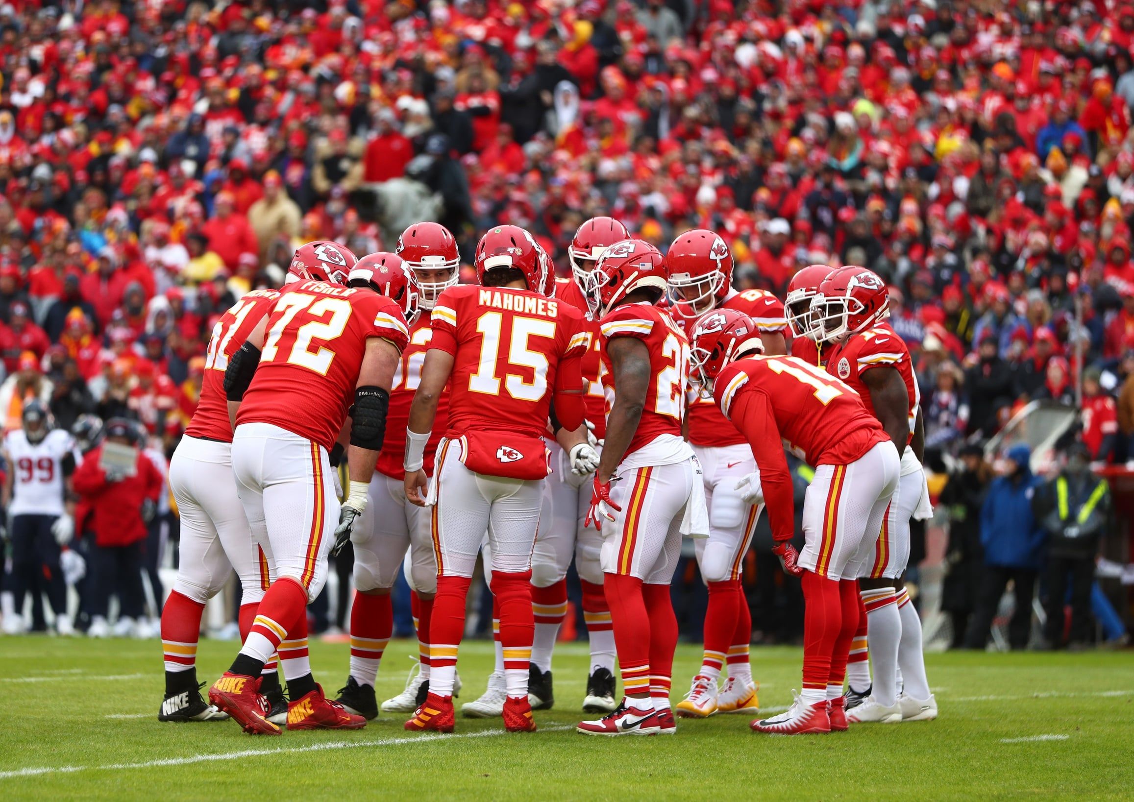 NFL players must decide on sitting out 2020 season before training camp?