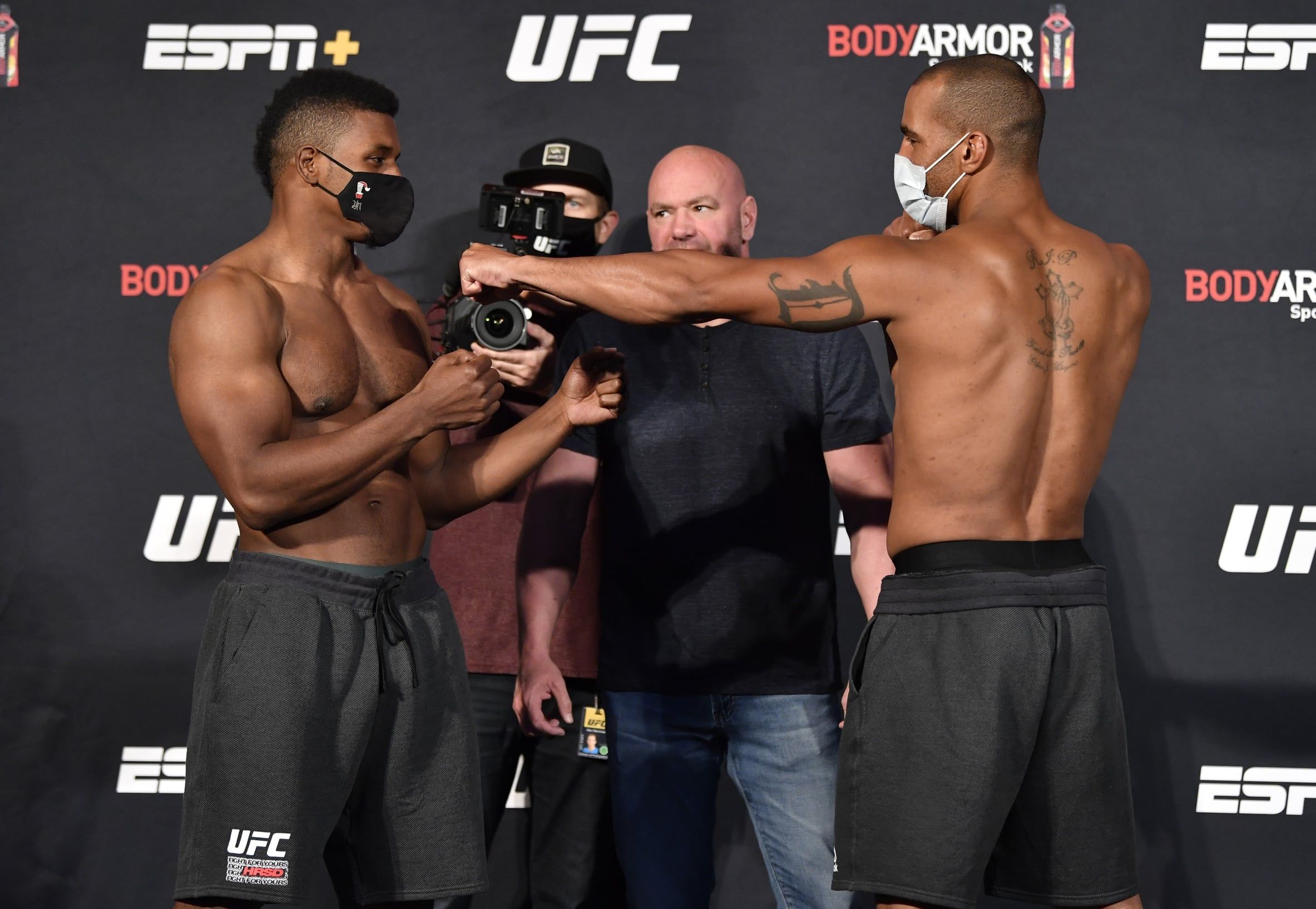 WATCH: Fighter takes knee, raises fist in protest ahead of UFC 250 bout