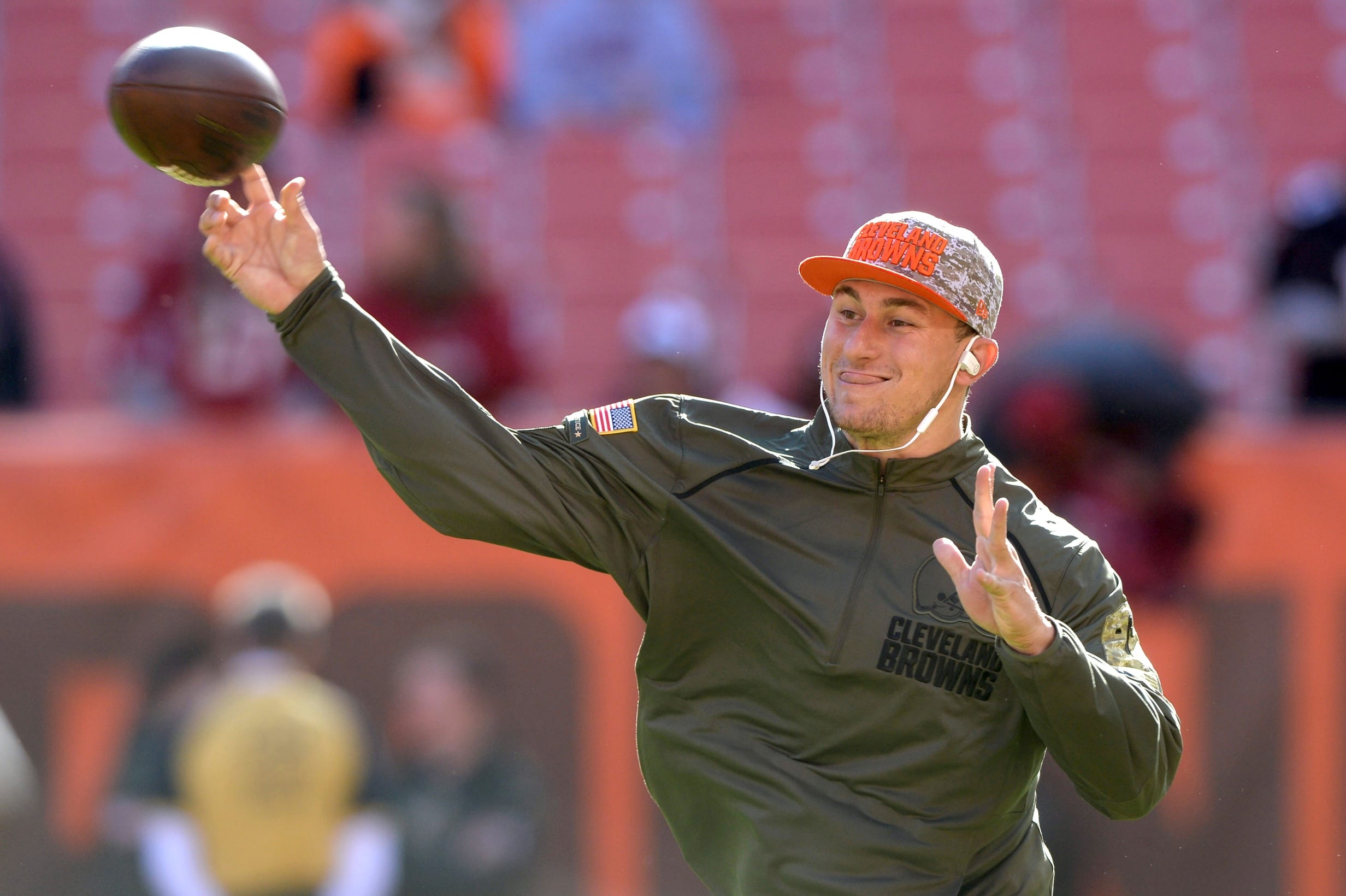 Johnny Manziel won't have bachelor party, totally focused on NFL return