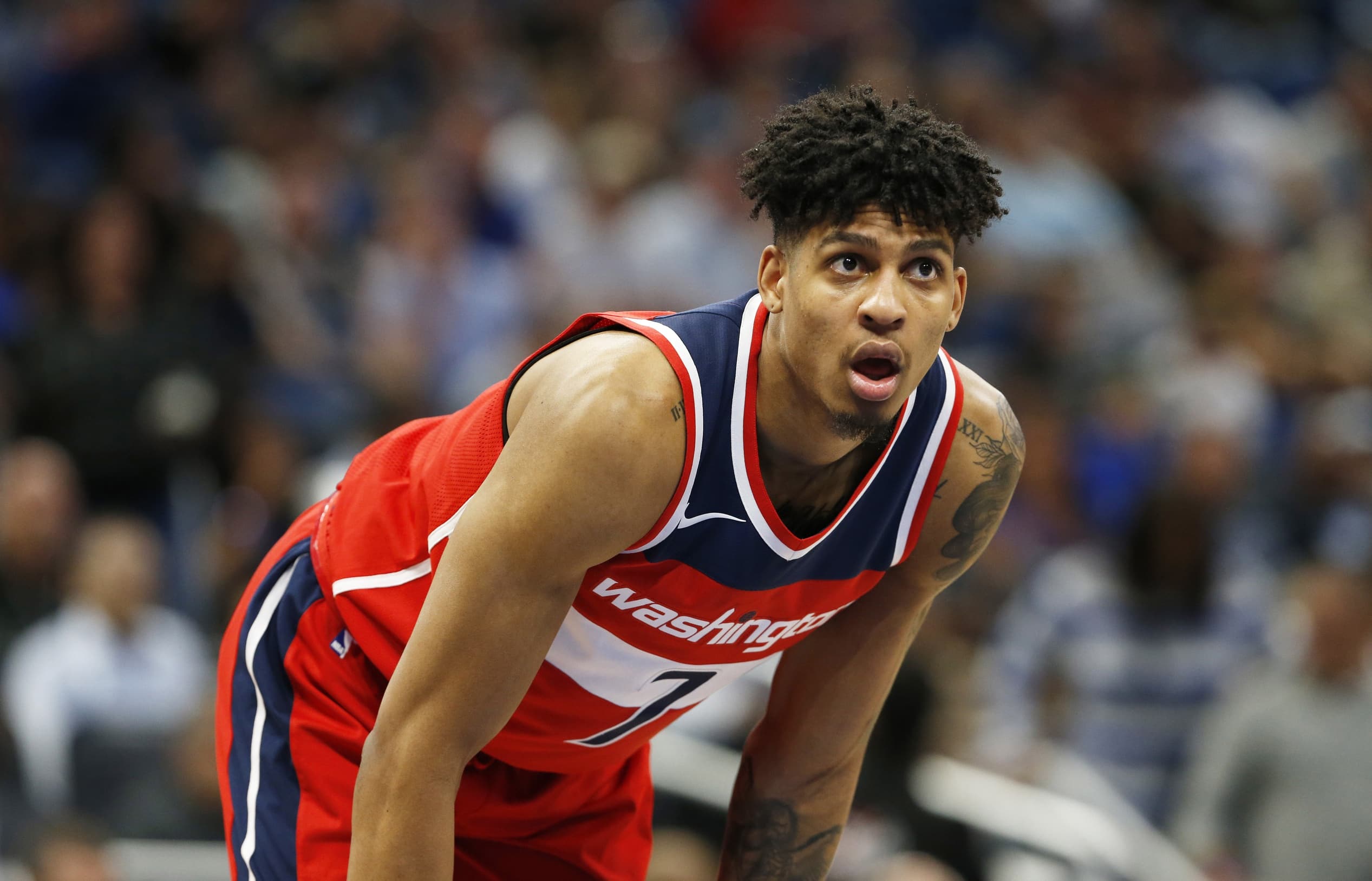 WATCH: Wizards' Devin Robinson posterizes Mavericks player