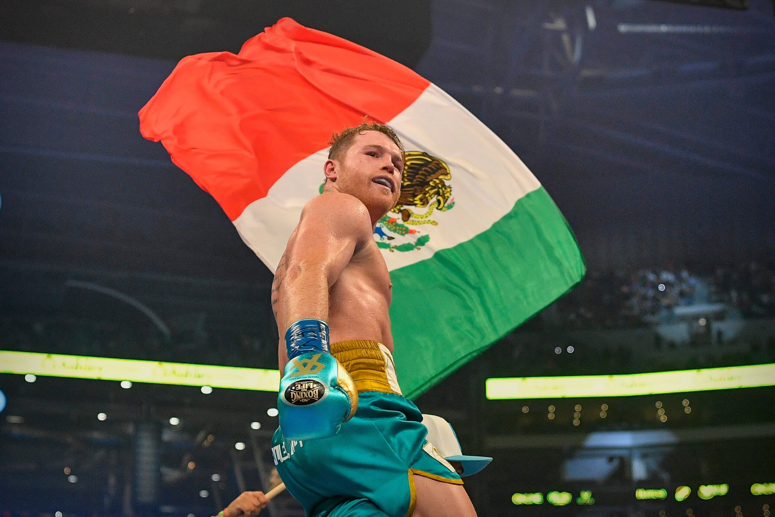 Canelo Alvarez-Caleb Plant agree to November pay-per-view bout