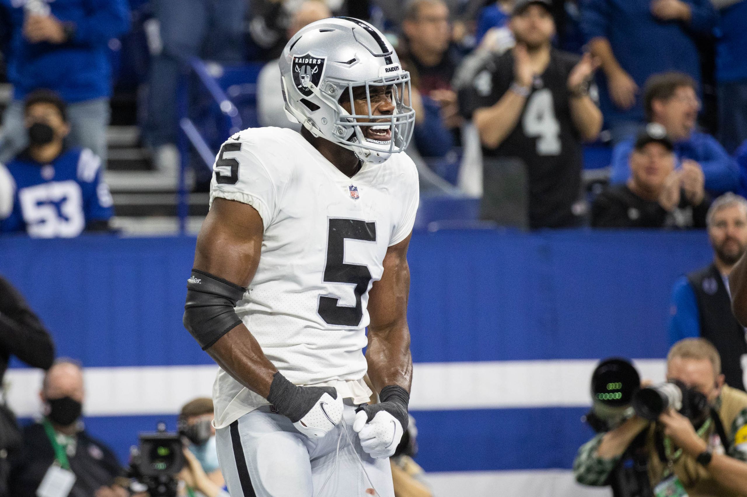 Las Vegas Raiders linebacker Divine Deablo hoping for standout ...