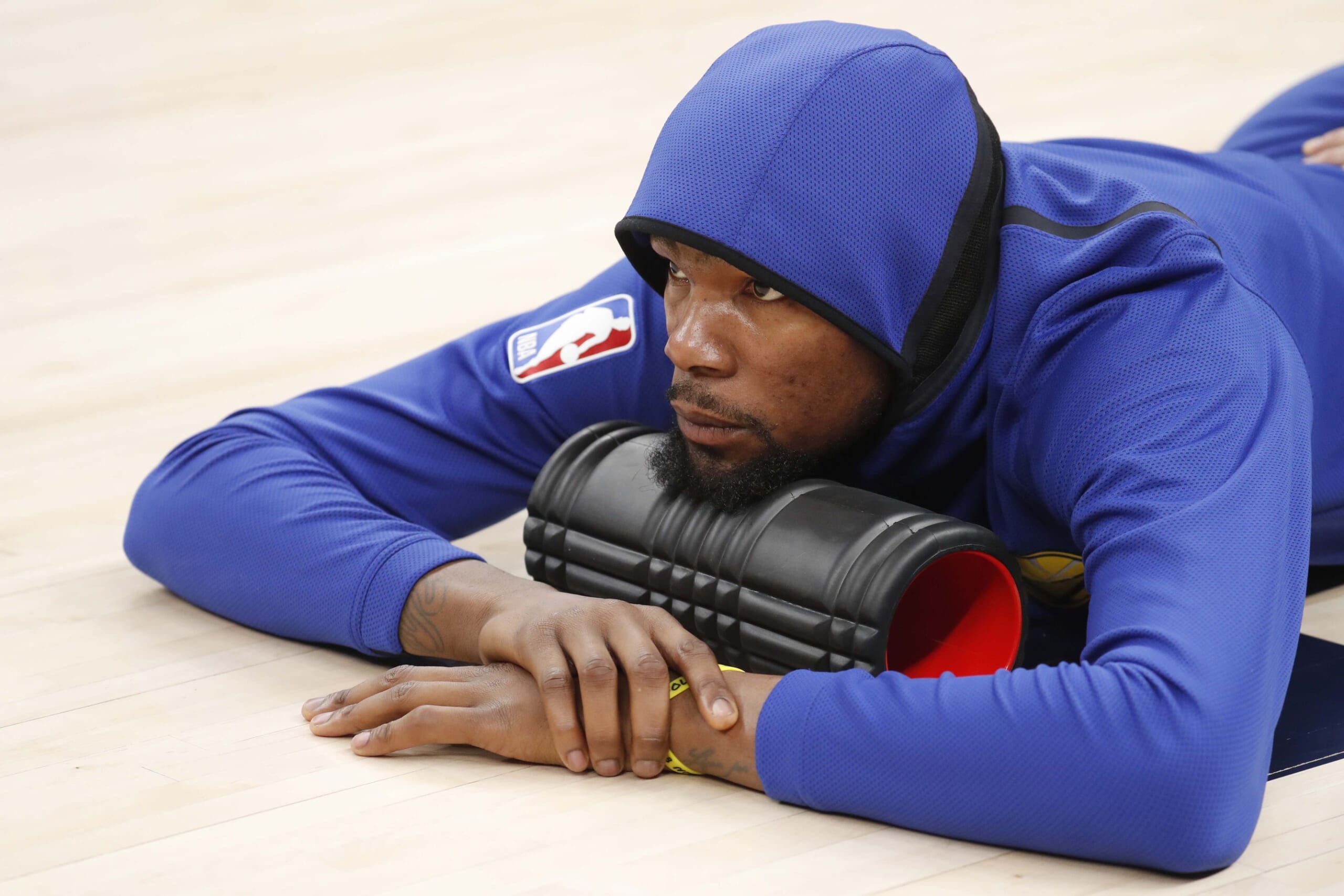 LOOK: Kevin Durant gets into it with actor over Brown/Smith-Schuster feud