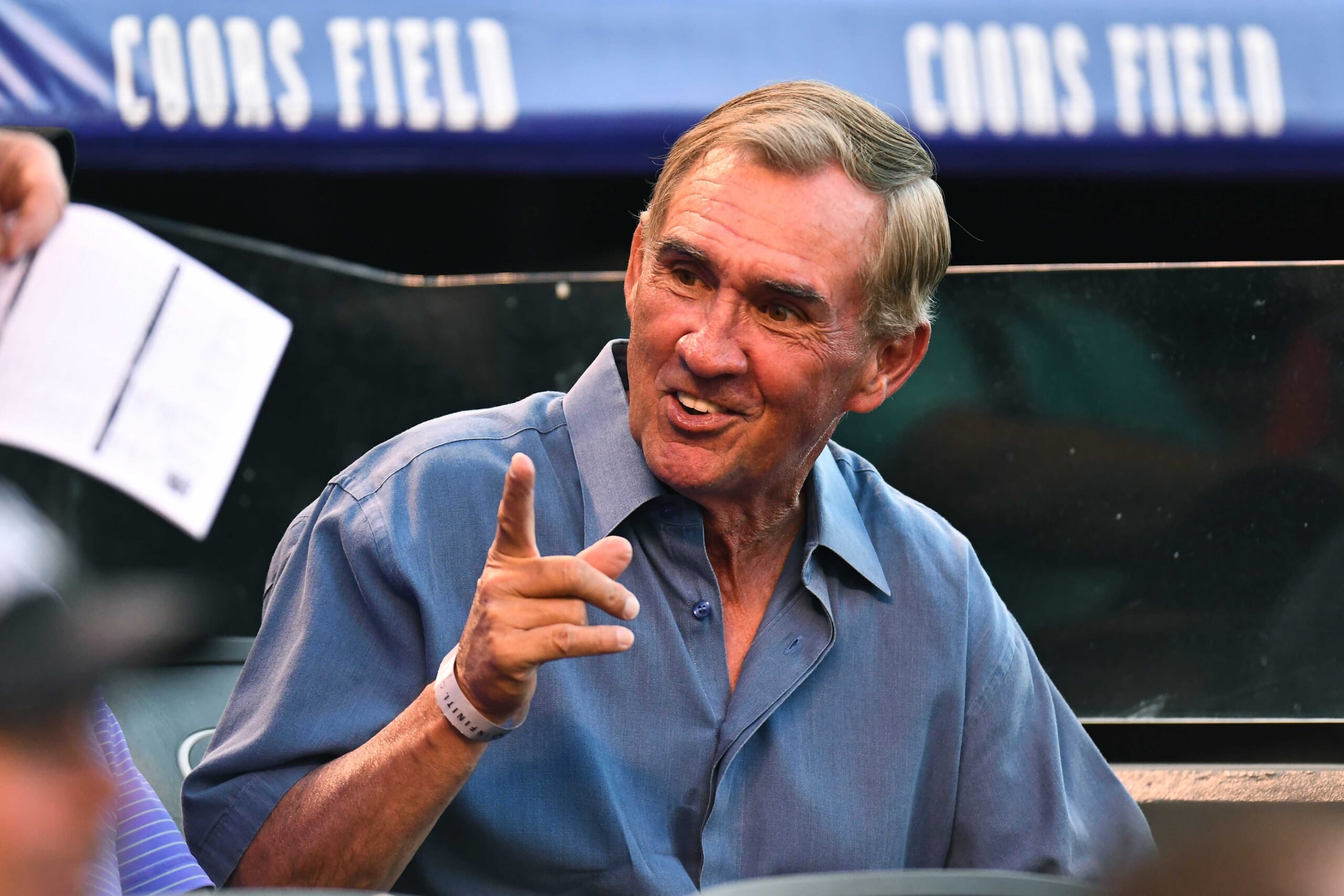 WATCH: Mike Shanahan hands Kyle Shanahan the George Halas Trophy in ...