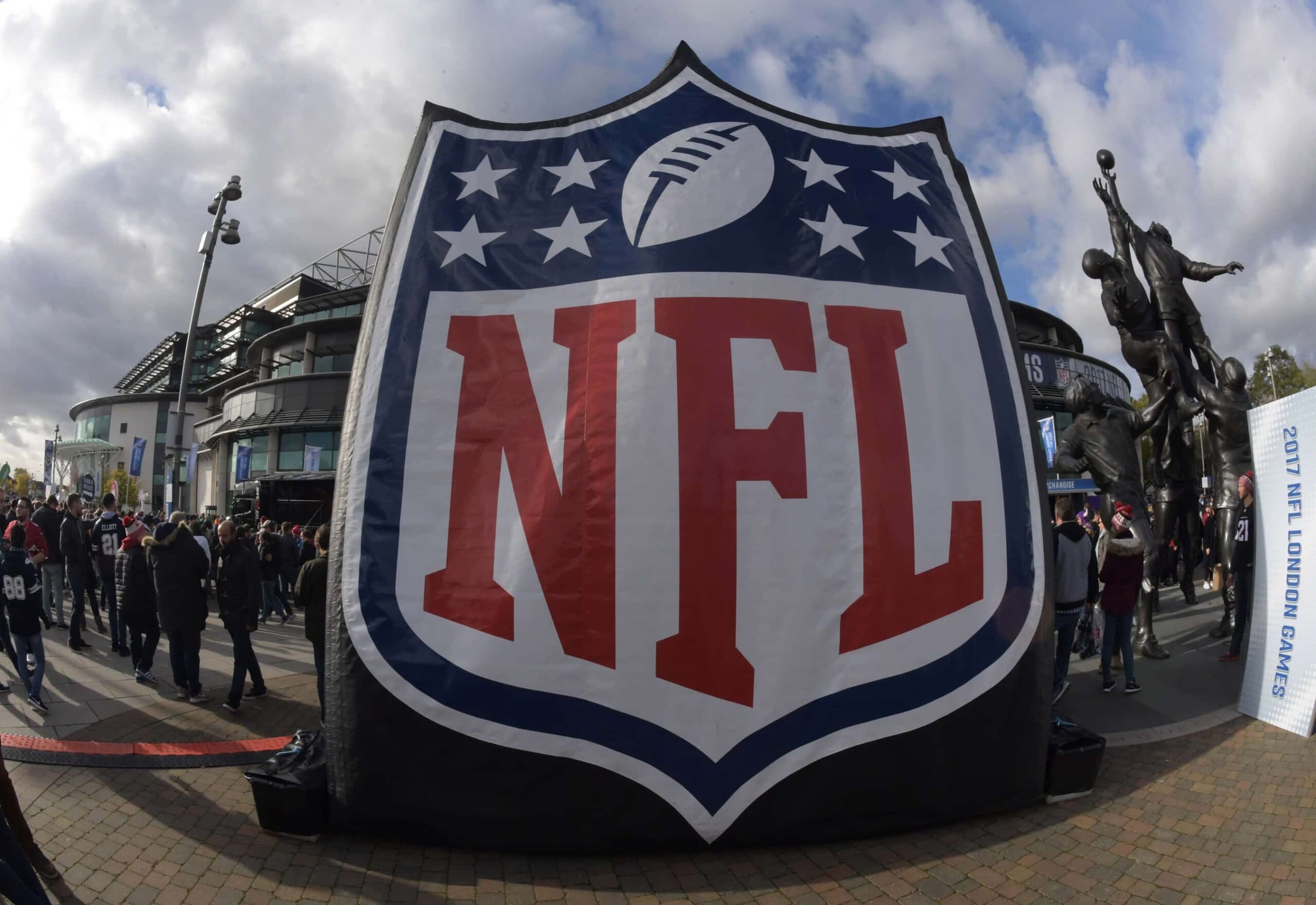 NFL community mourns passing of Jared Lorenzen