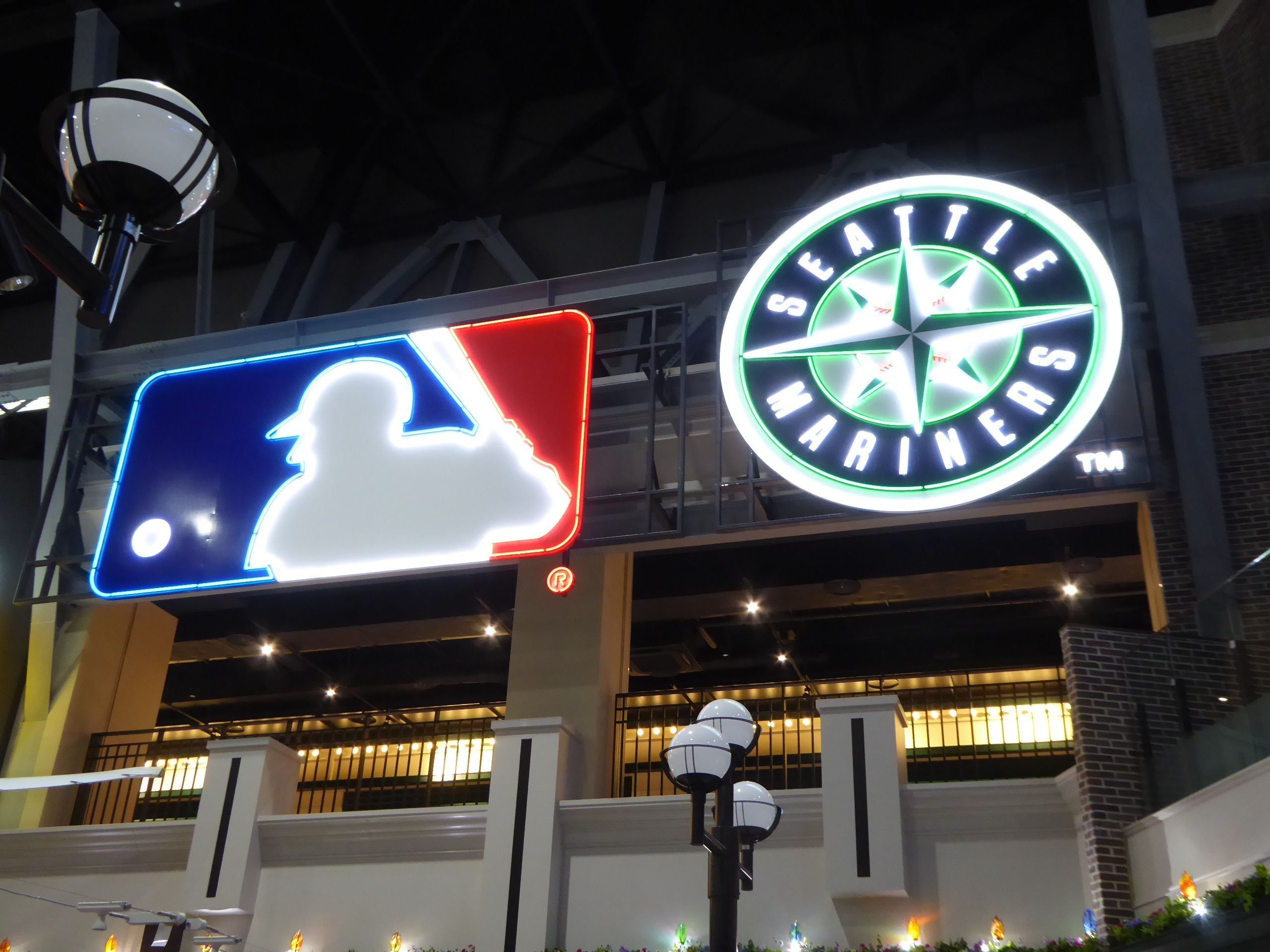 Seattle Mariners news: Buzz around MLB is M's have prospects rival ...