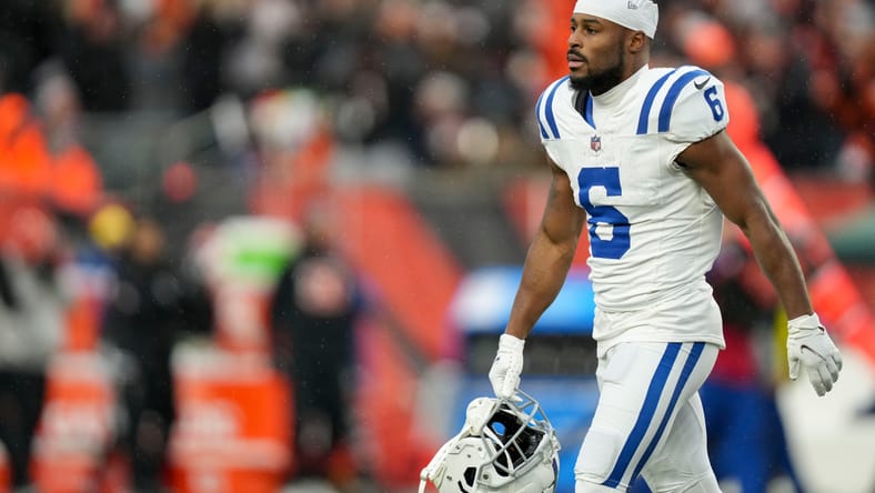 Indianapolis Colts shockingly suspend 2 players for the remainder of ...