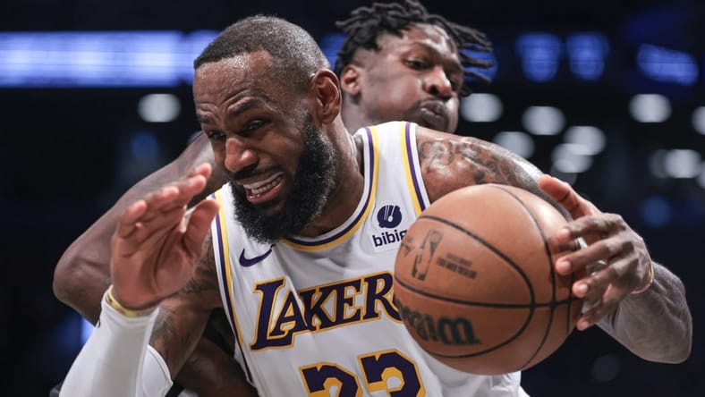 LeBron James reveals two WNBA athletes he's rooting for