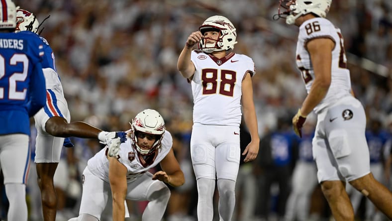 WATCH: Florida State field goal attempt goes hysterically wrong