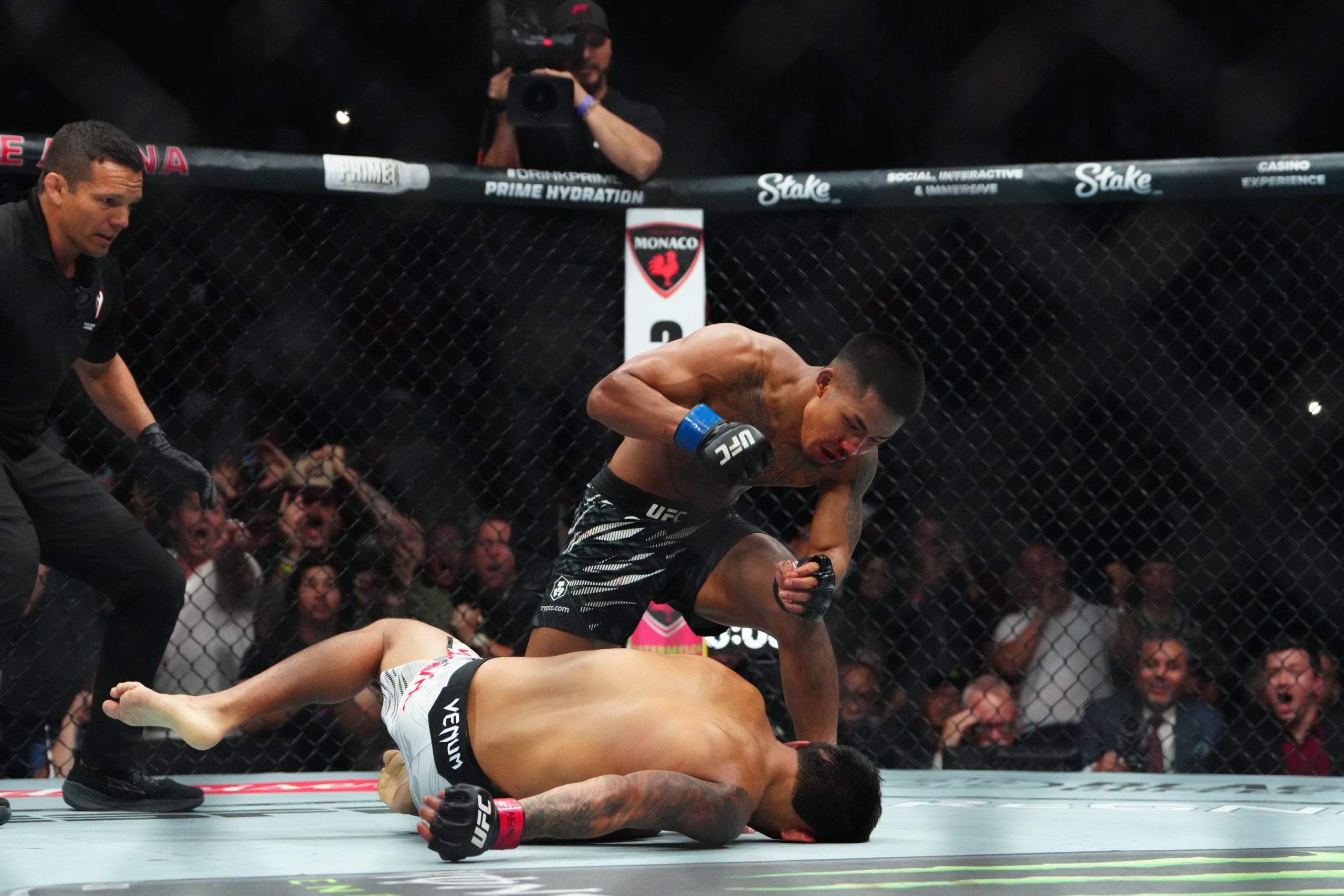 UFC Flyweight Rankings: Tim Elliott Returns to Top 10 After Huge Upset ...