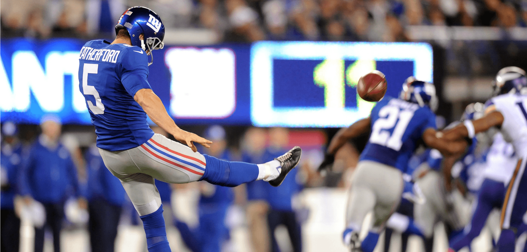 Ex-NFL punter Steve Weatherford ripped his pants during White House visit