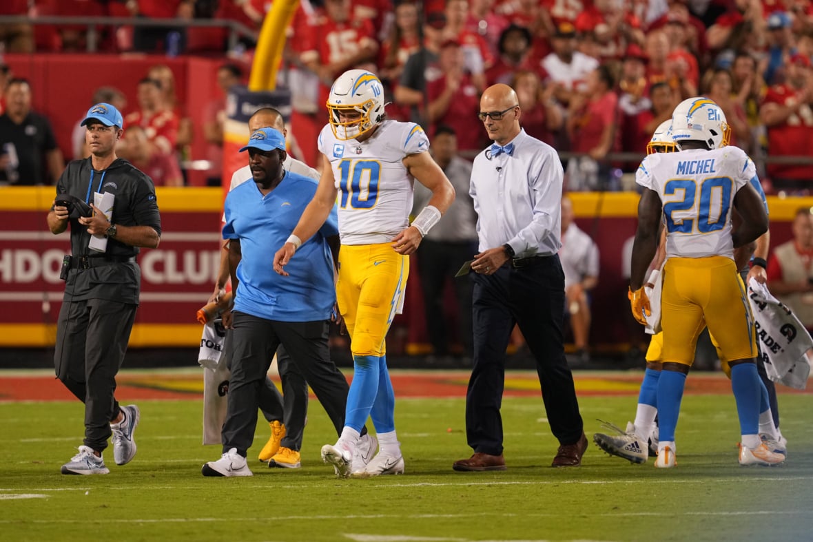 Los Angeles Chargers' Justin Herbert suffers rib injury, undergoes X-rays