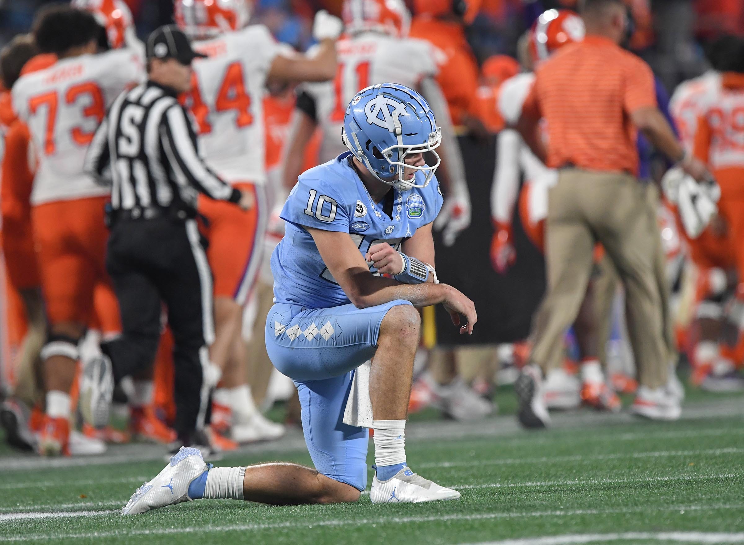 Drake Maye reportedly received $5 million offers to transfer from North ...