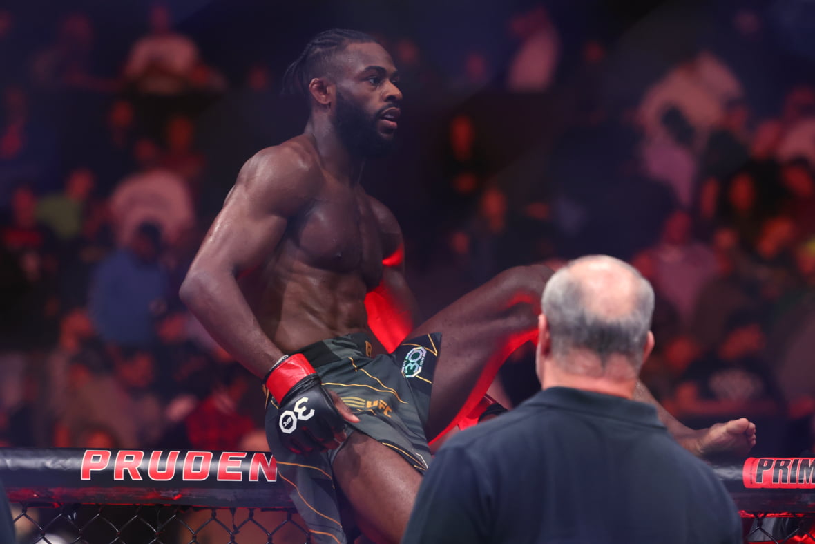 UFC bantamweight rankings: The division crown is on the line Saturday ...