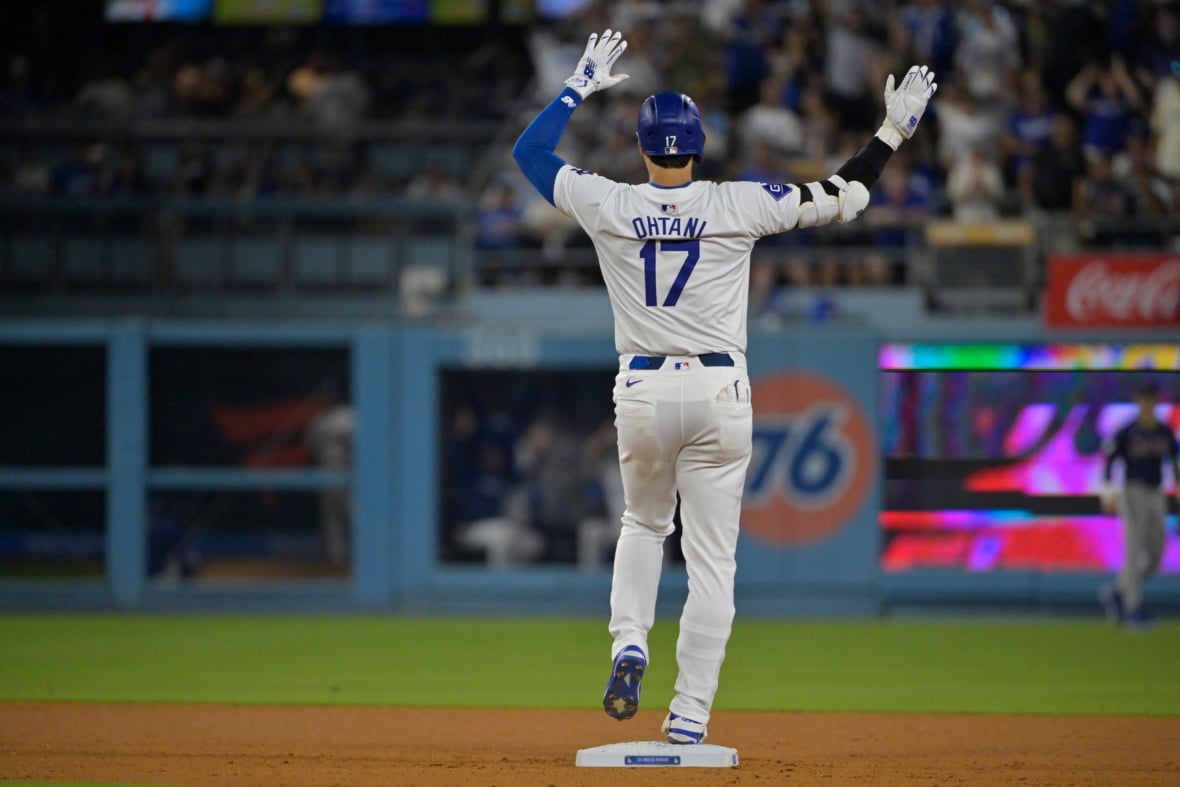 VIDEO: Shohei Ohtani almost hit home run out of Dodger Stadium