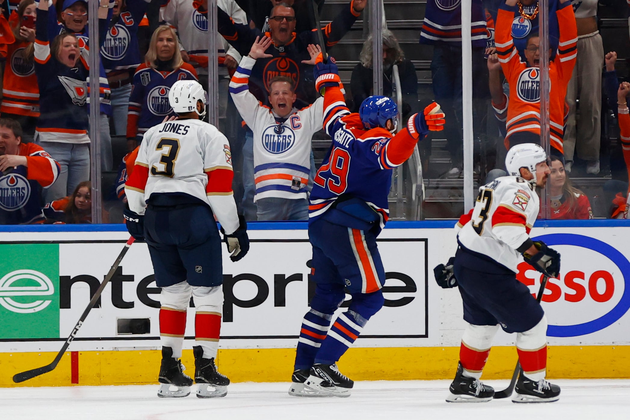 By the numbers: Oilers stage another playoff comeback, win Game 1 of ...